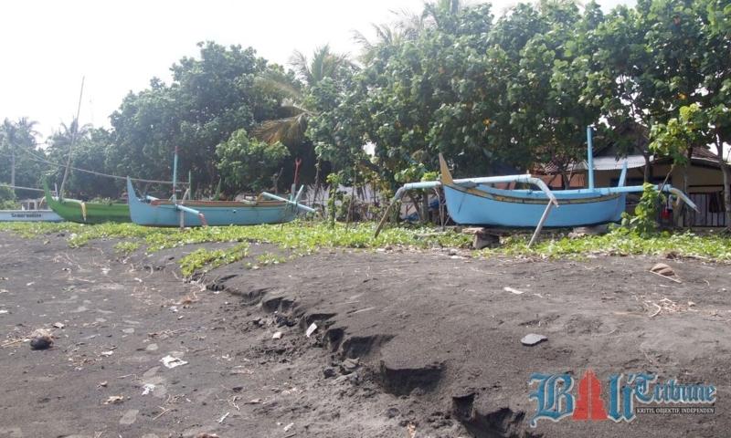 Puluhan Rumah Tertimbun Pasir | Bali Tribune